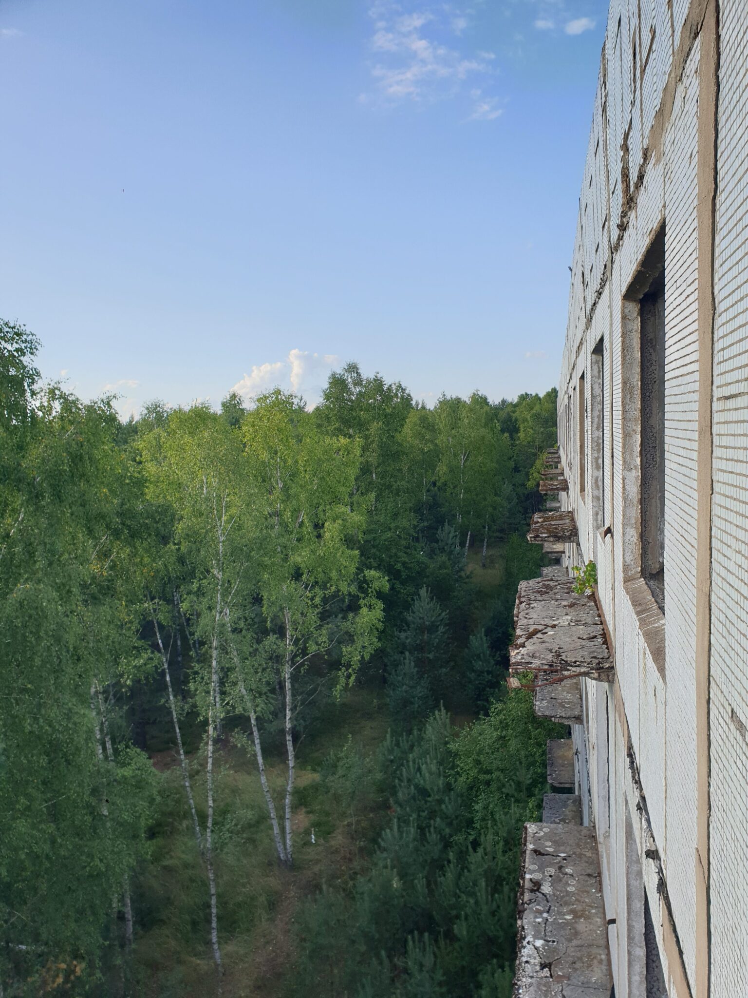 Big old apartments - UrbeXplorer